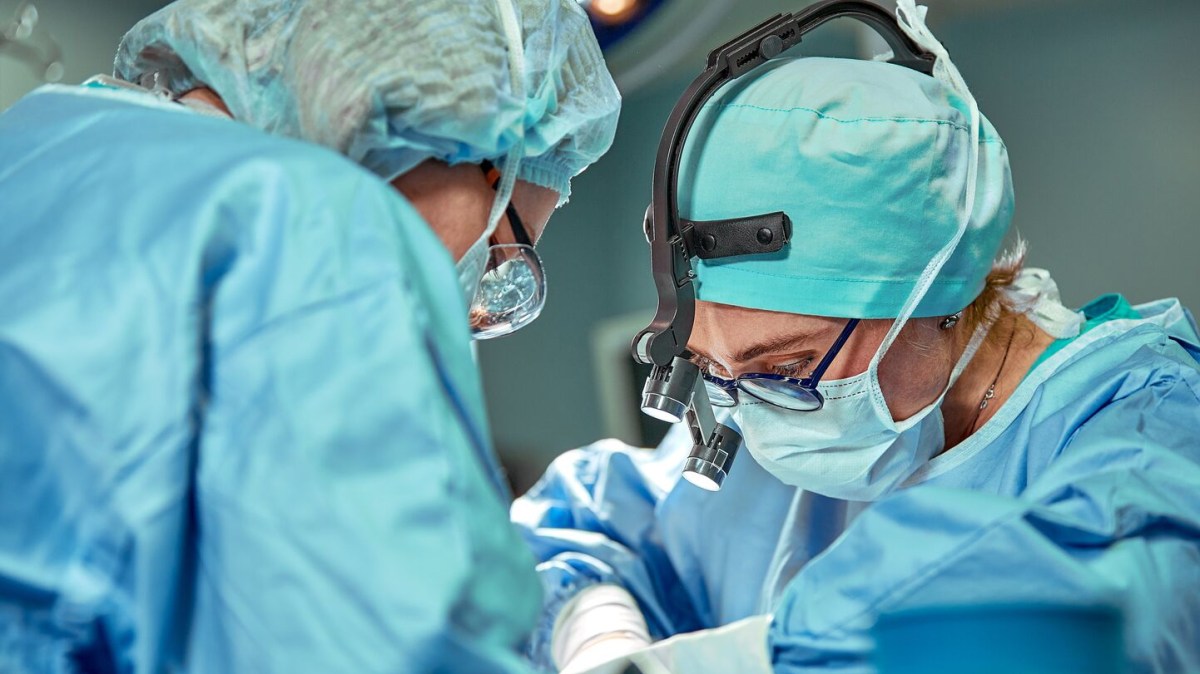 Elbow Replacement Surgery: What You Need to Know – General Health Magazine